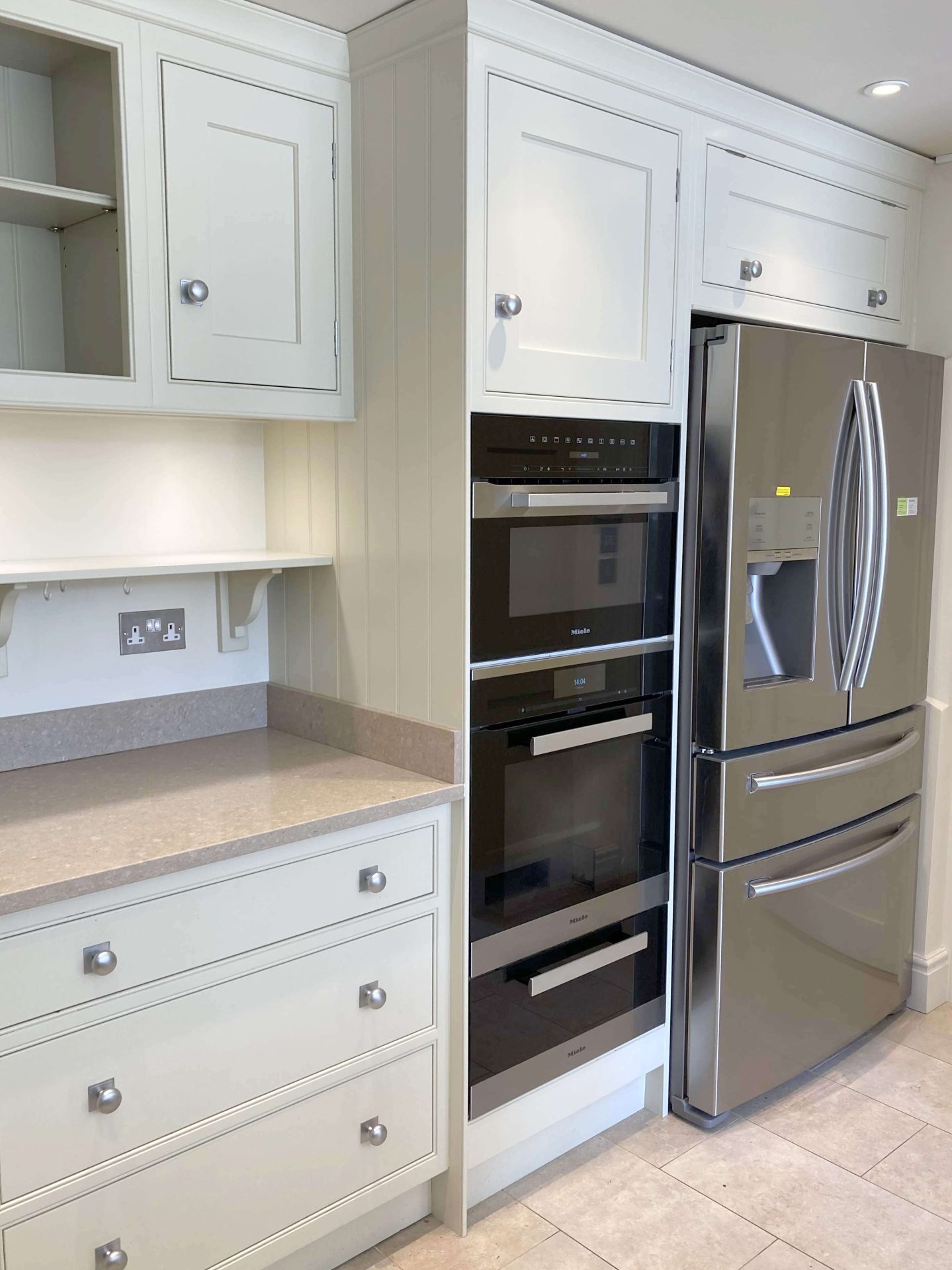 Martin Moore Kitchen With Granite Worktops - Used - The Used Kitchen ...