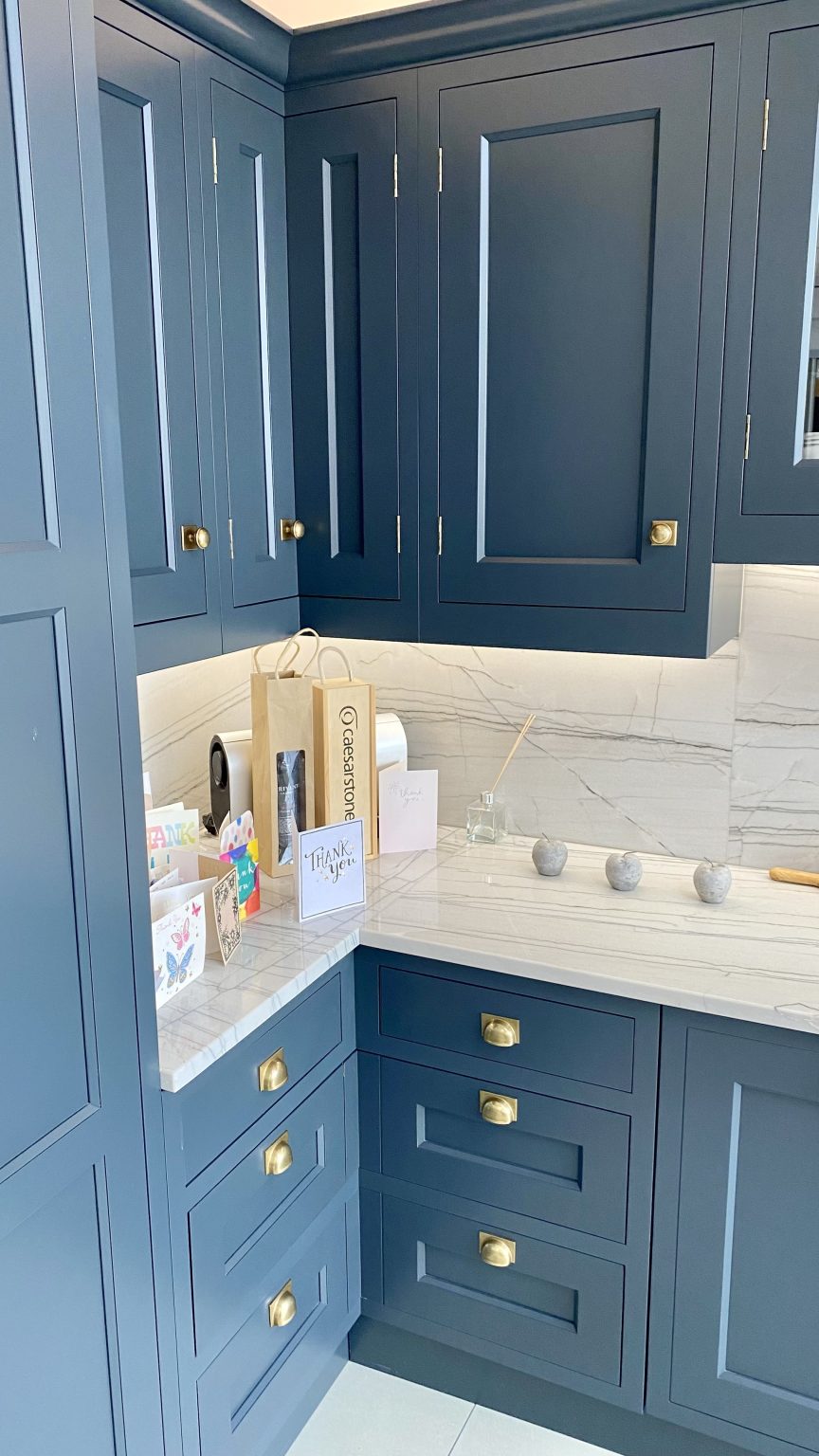 Ex Display Bespoke In-frame Chamfered Shaker Kitchen With Island ...