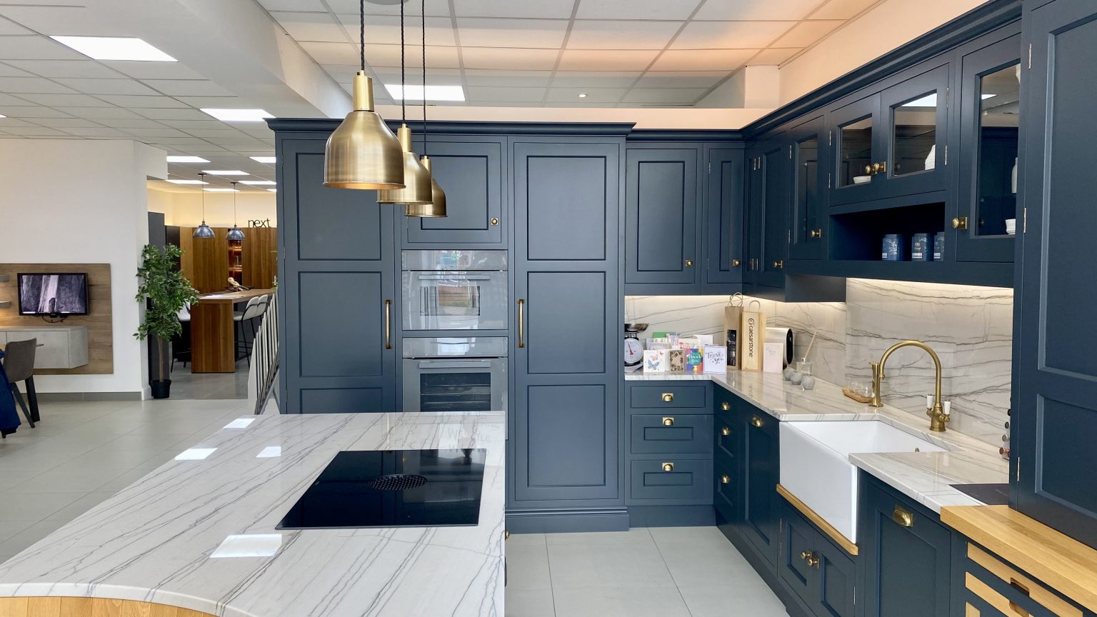 Ex Display Bespoke In-frame Chamfered Shaker Kitchen With Island ...