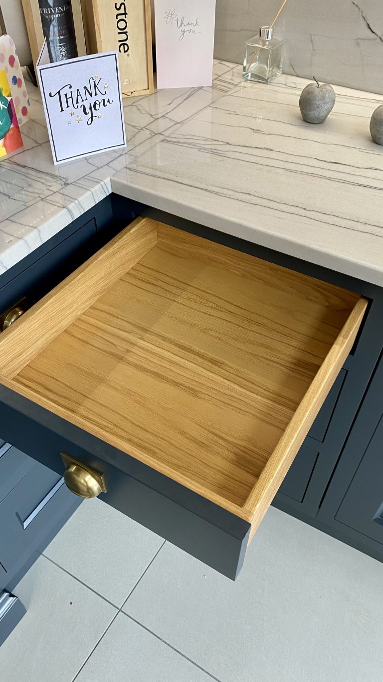 Ex Display Bespoke In-frame Chamfered Shaker Kitchen With Island ...