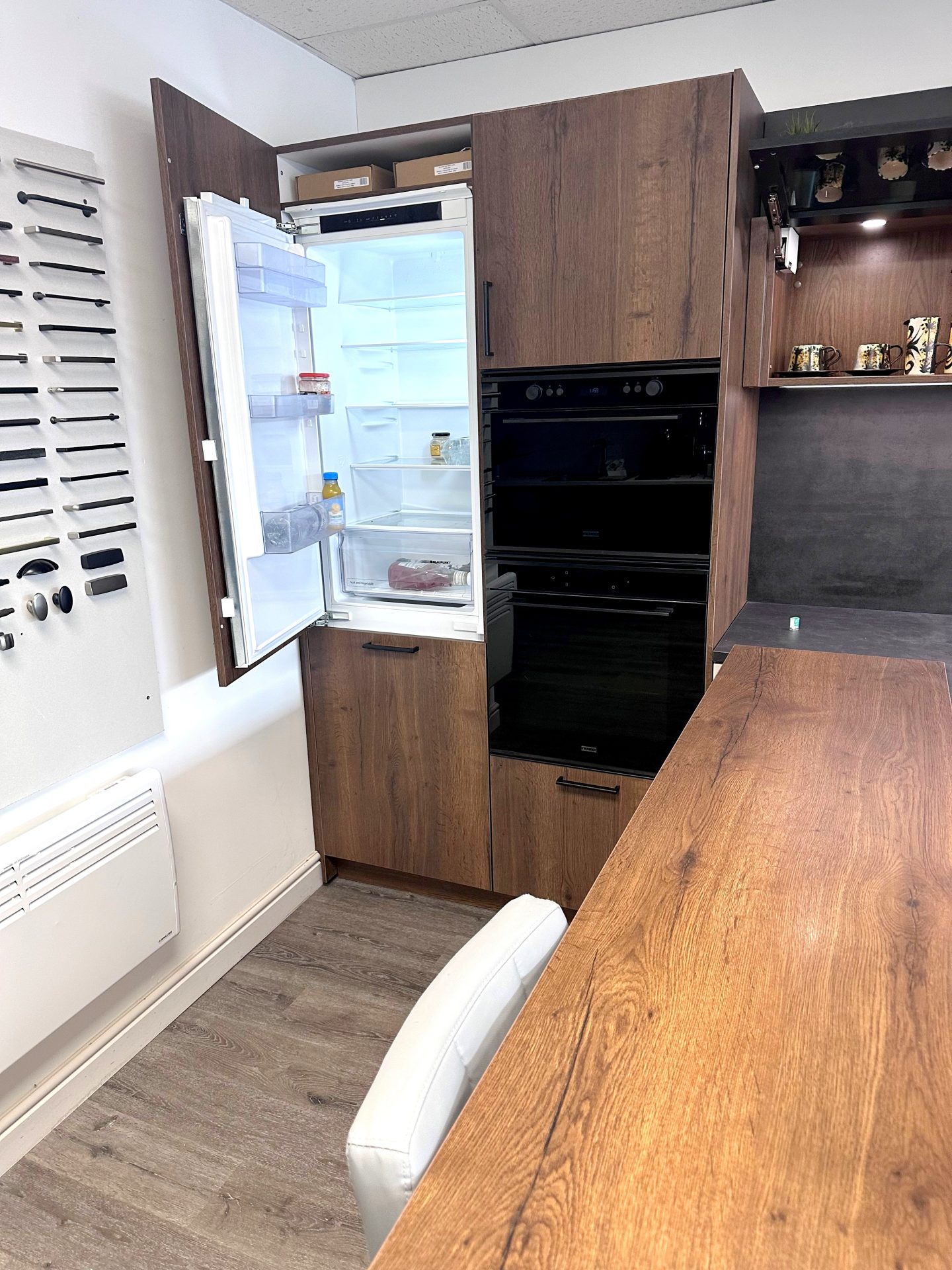 The Used Kitchen Company ] Ex Display Hacker Concept Kitchen