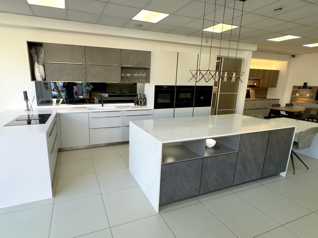 Ex-Display & Used Designer Kitchens For Sale | The Used Kitchen Company