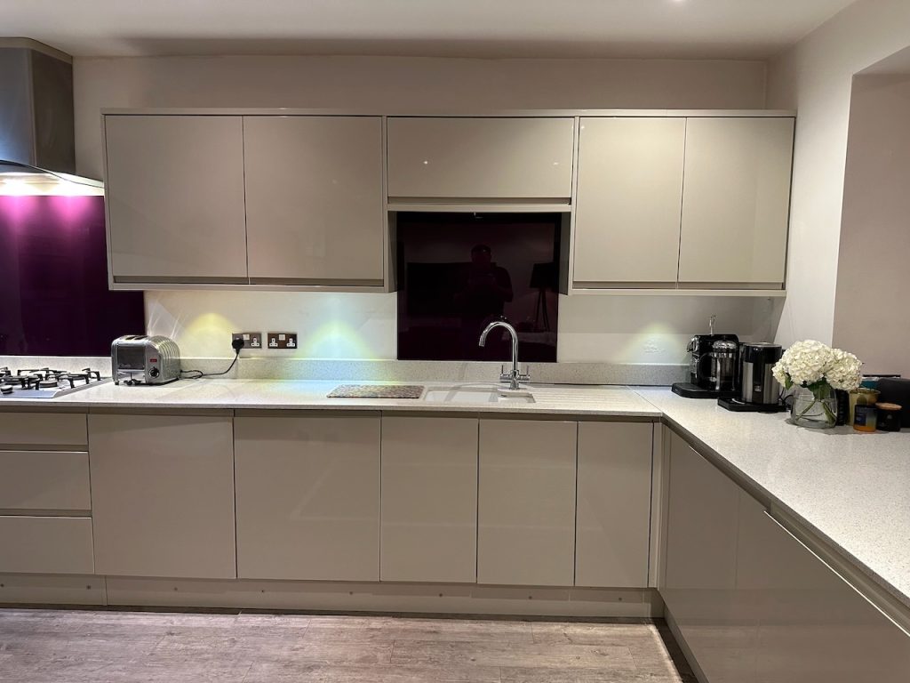 Howdens Kitchen With Quartz Worktops, Breakfast Bar and Some Appliances ...