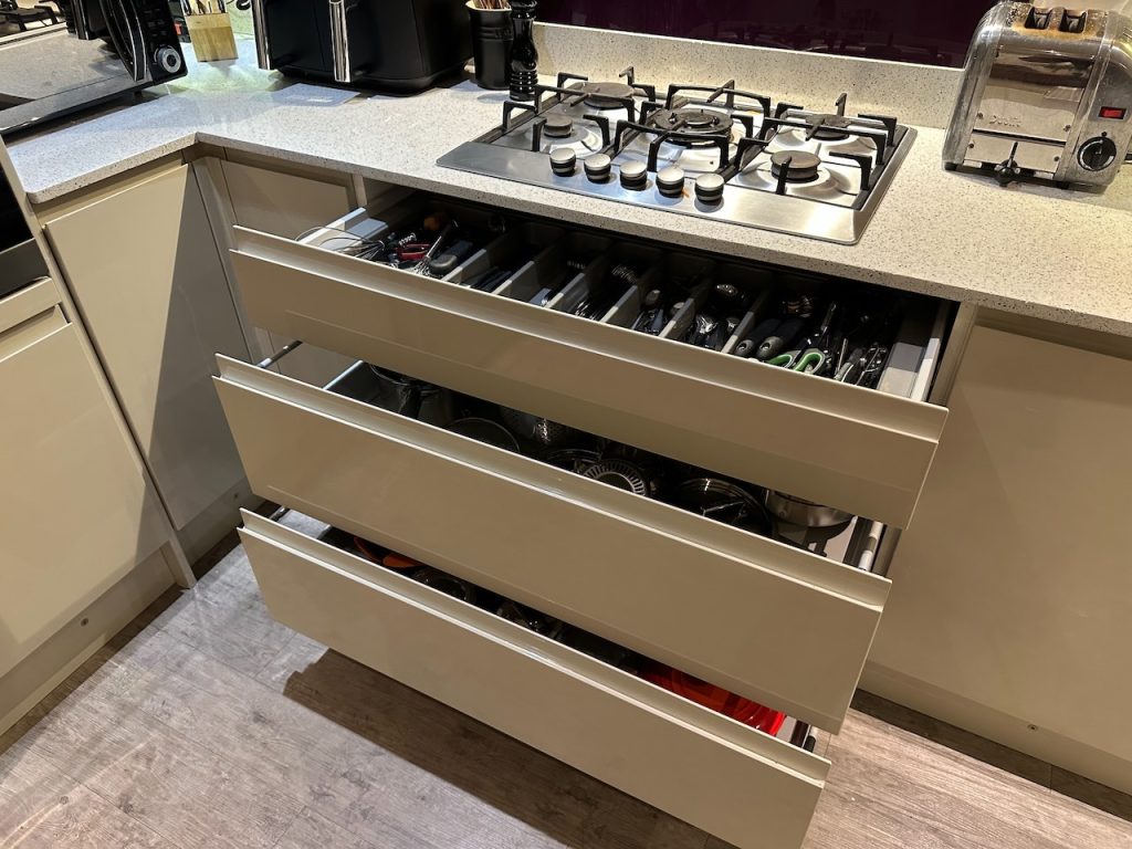 Howdens Kitchen With Quartz Worktops, Breakfast Bar and Some Appliances ...