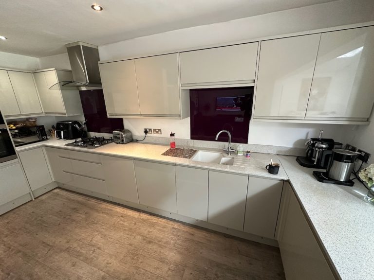 Howdens Kitchen With Quartz Worktops, Breakfast Bar and Some Appliances ...
