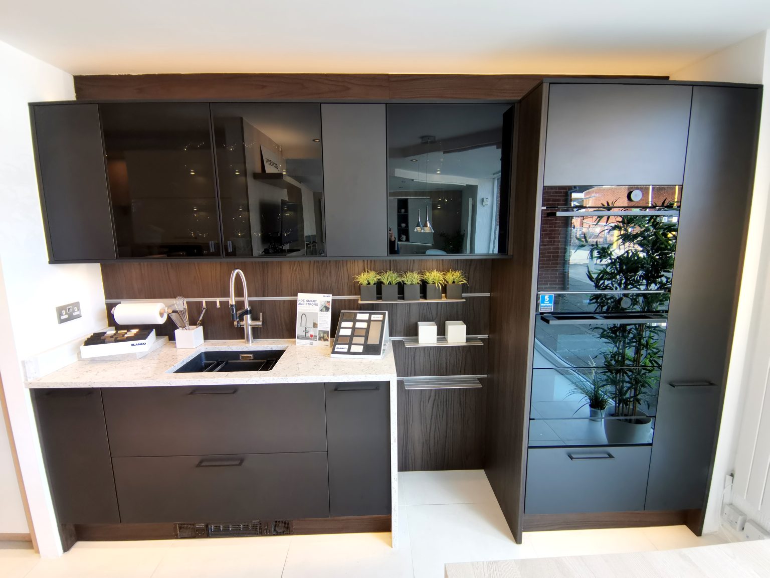 Ex-Display & Used Designer Kitchens For Sale | The Used Kitchen Company