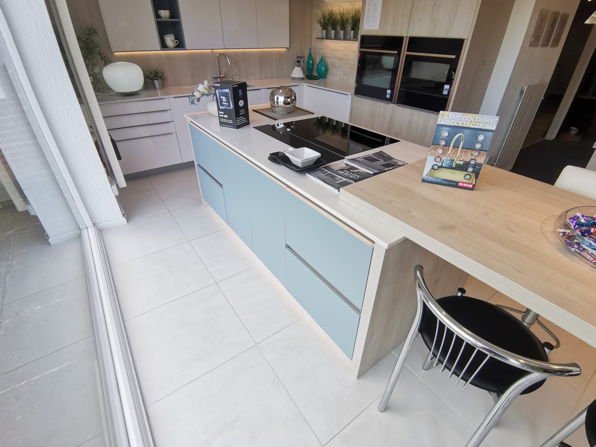 Ex Display Pronorm Proline/X-line Kitchen With Island, Worktops and ...