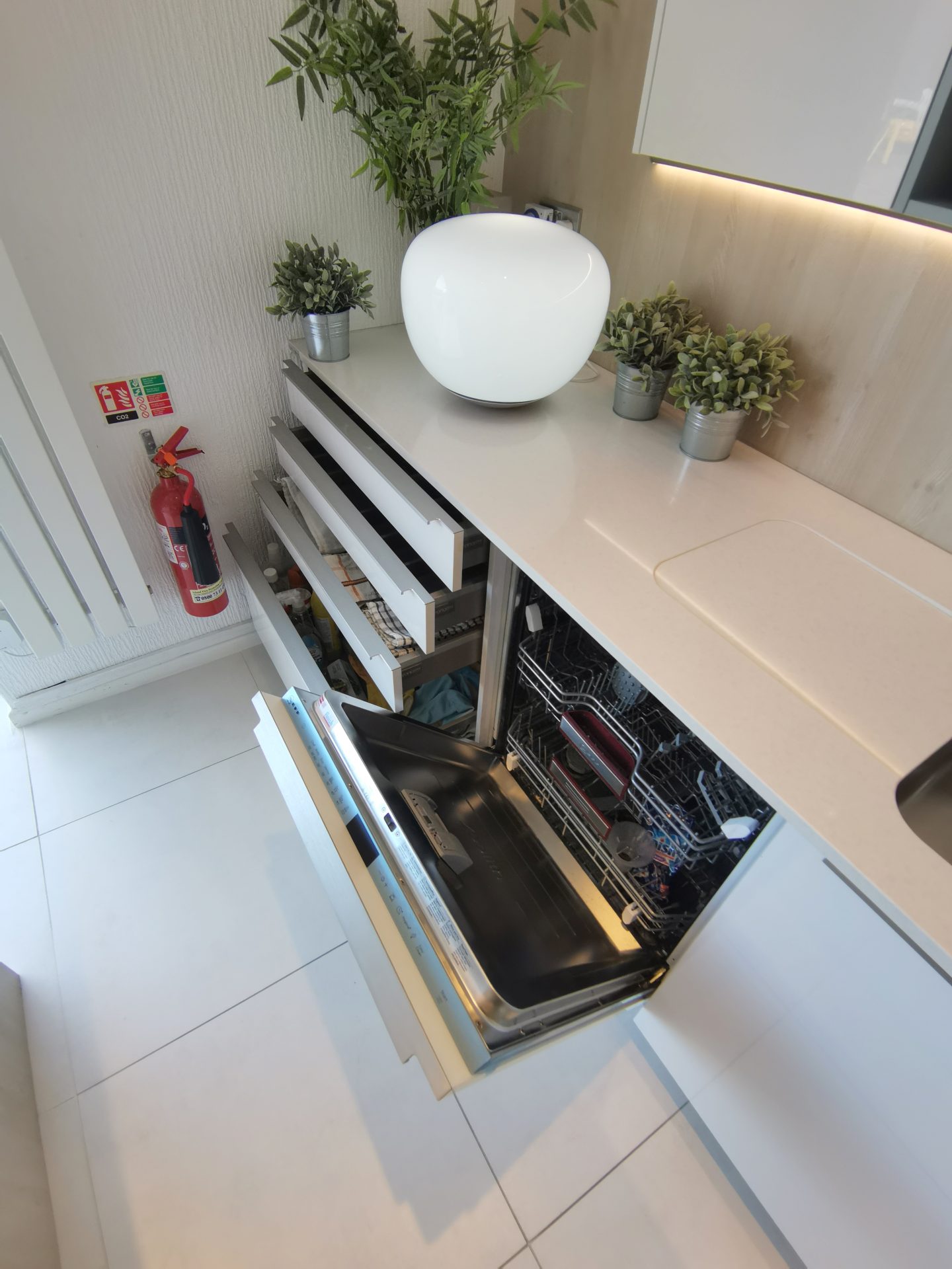 Ex Display Pronorm Proline/X-line Kitchen With Island, Worktops and ...