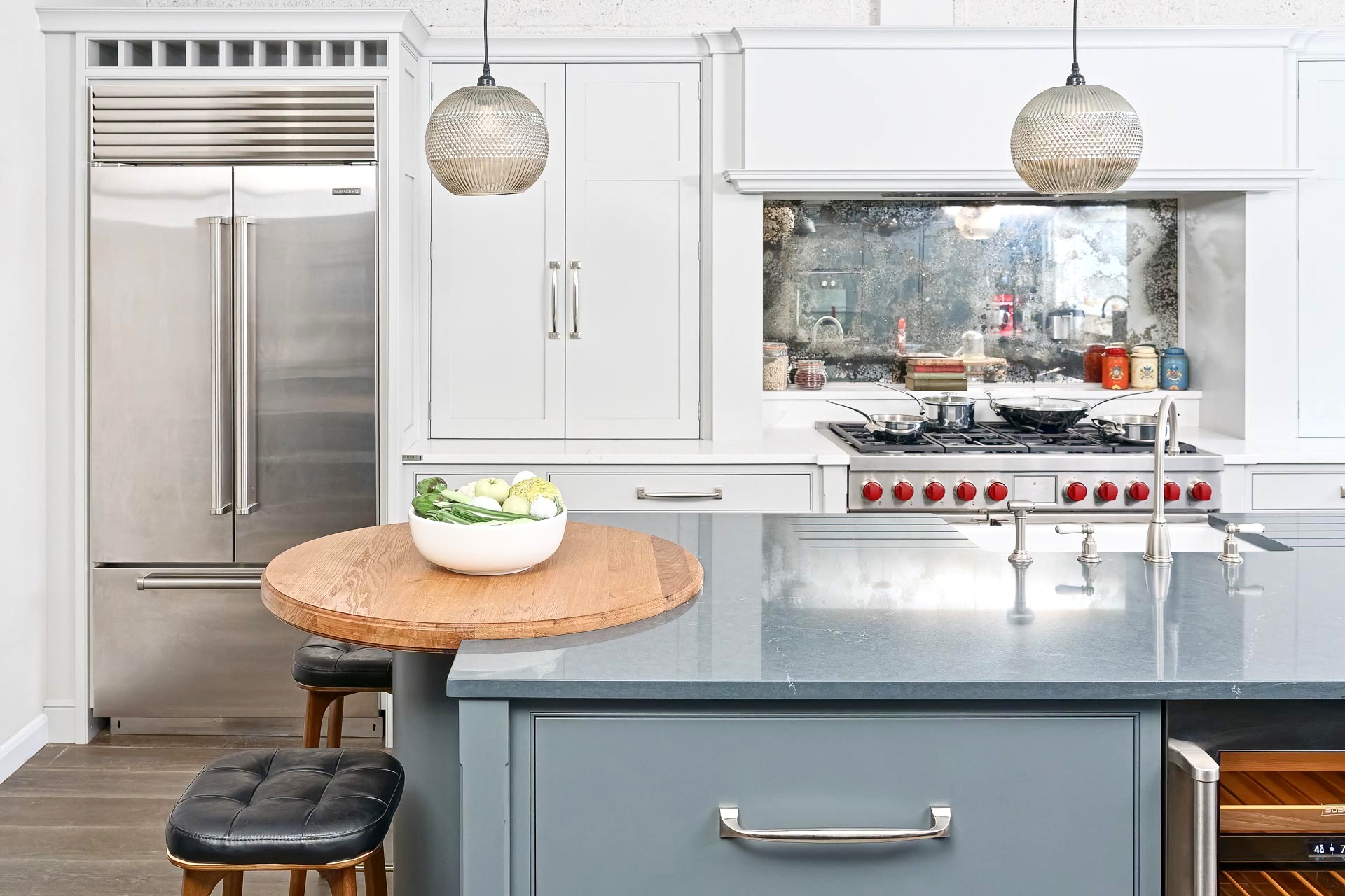 Ex Display Bespoke Painted Inframe Kitchen with Island, Worktops and ...