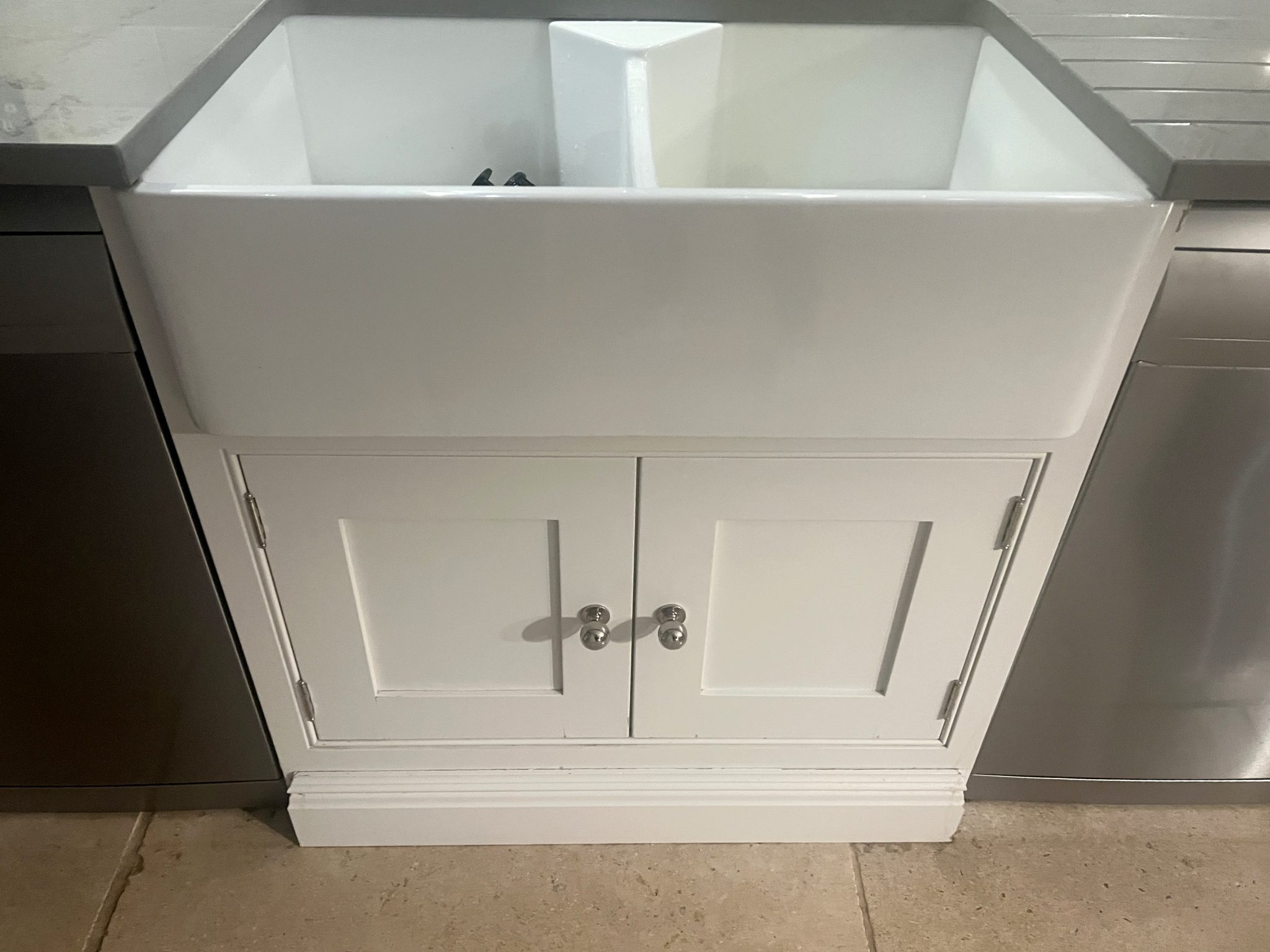 Large Tom Howley Kitchen With Island, Worktops and Appliances - Used ...