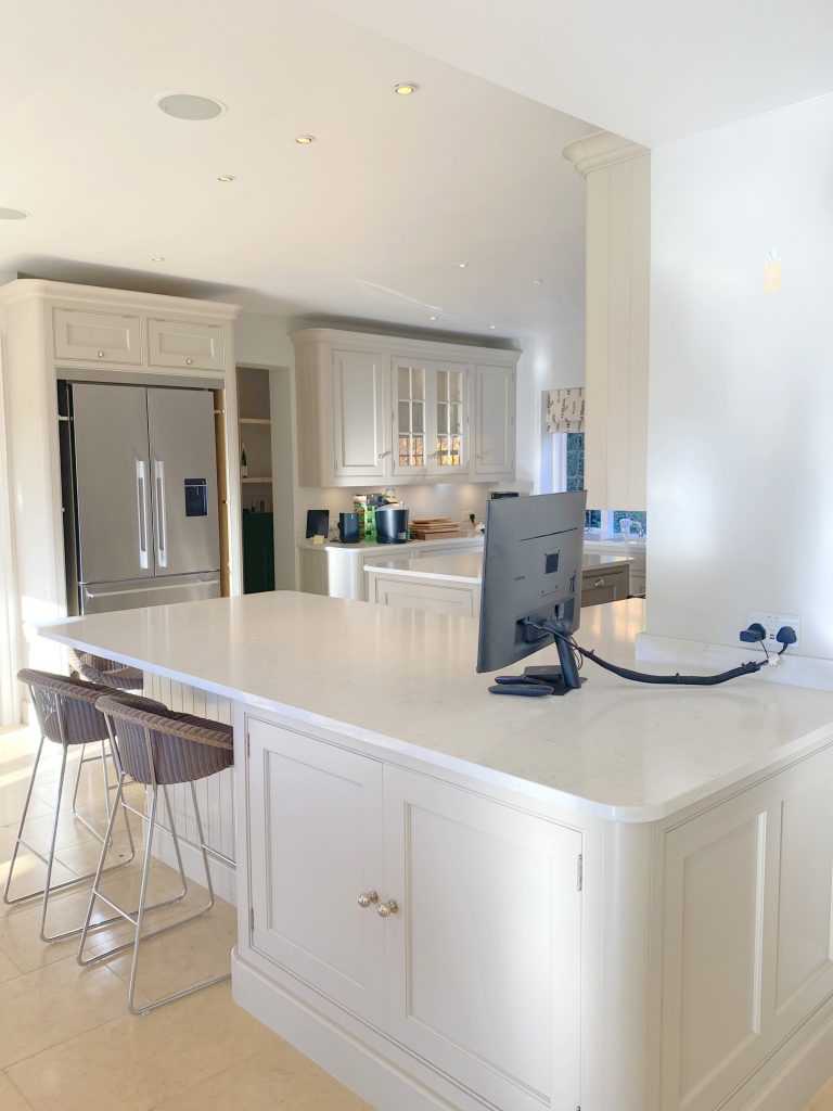 Tom Howley Kitchen with Island, Dresser, Silestone Worktops and ...