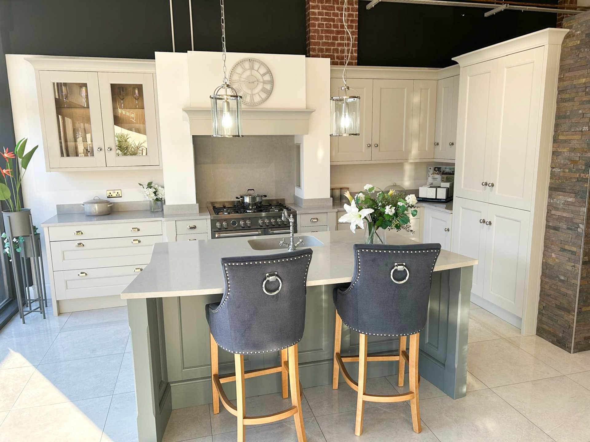 Ex-Display & Used Designer Kitchens For Sale | The Used Kitchen Company