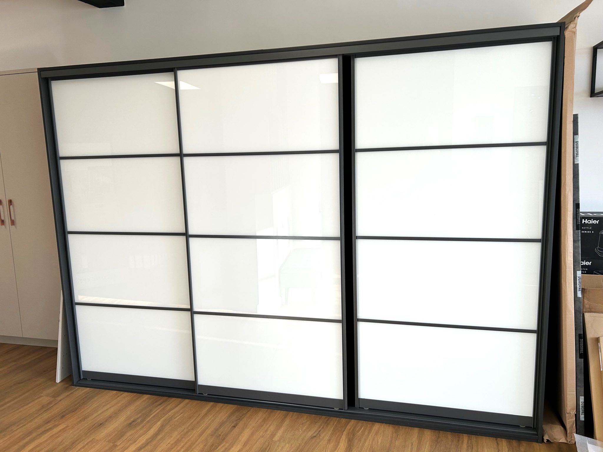 Second Hand Furniture - Wardrobes, Bedrooms & Bathrooms