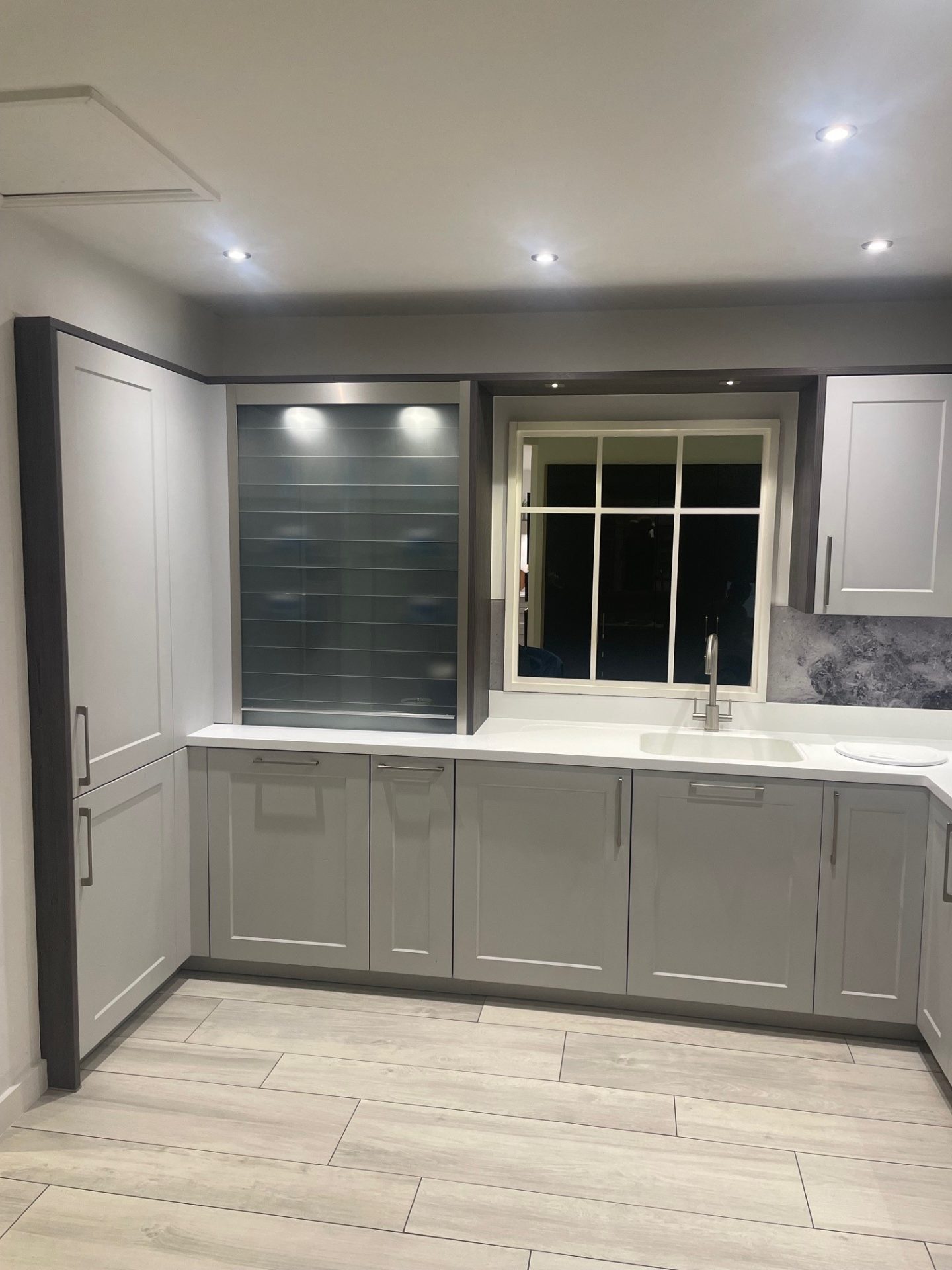 Ex Display Hacker Kitchen With Corian Worktops and Neff Appliances ...