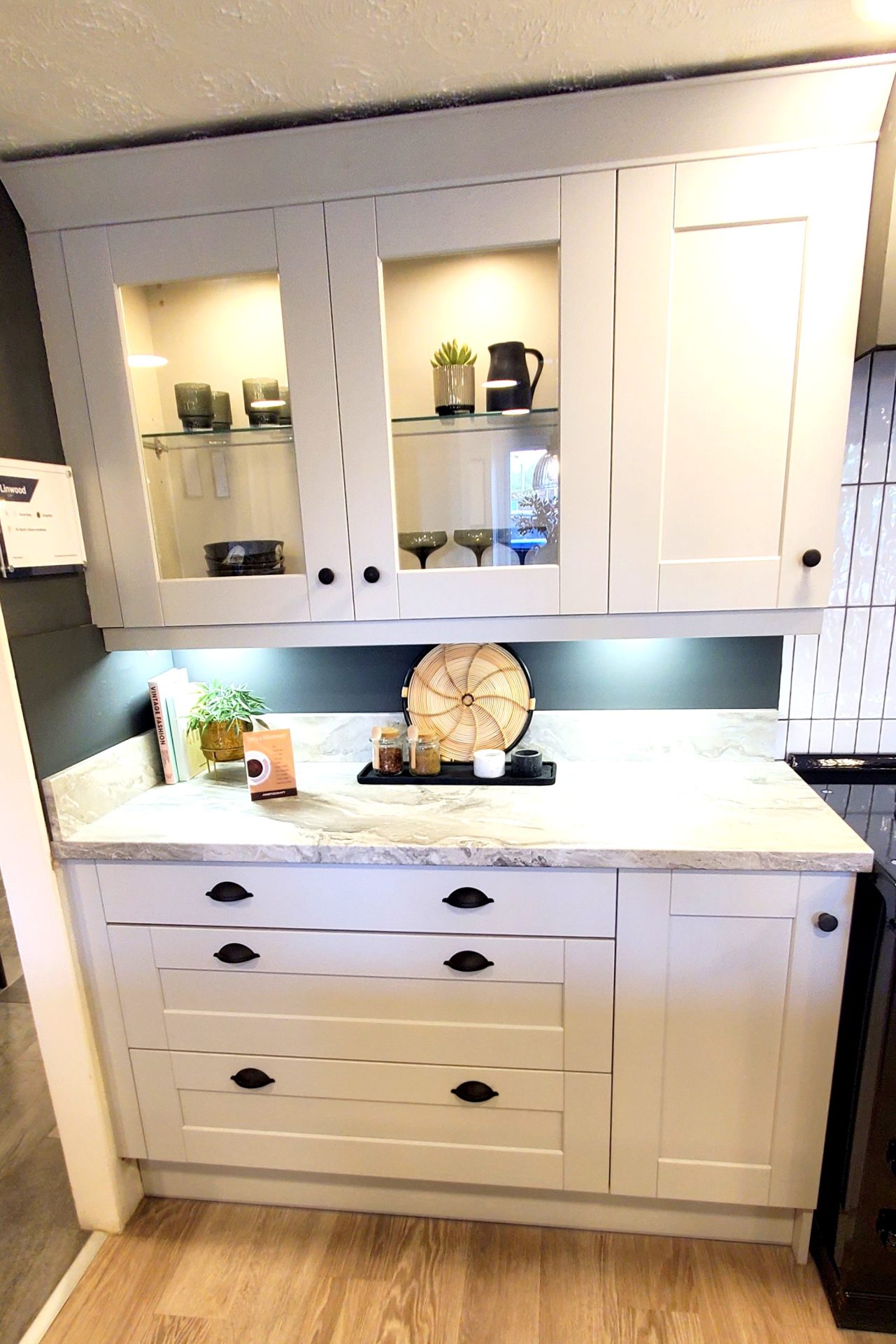 Ex Display Kitchen Stori Belsay Kitchen with Island and Laminate ...