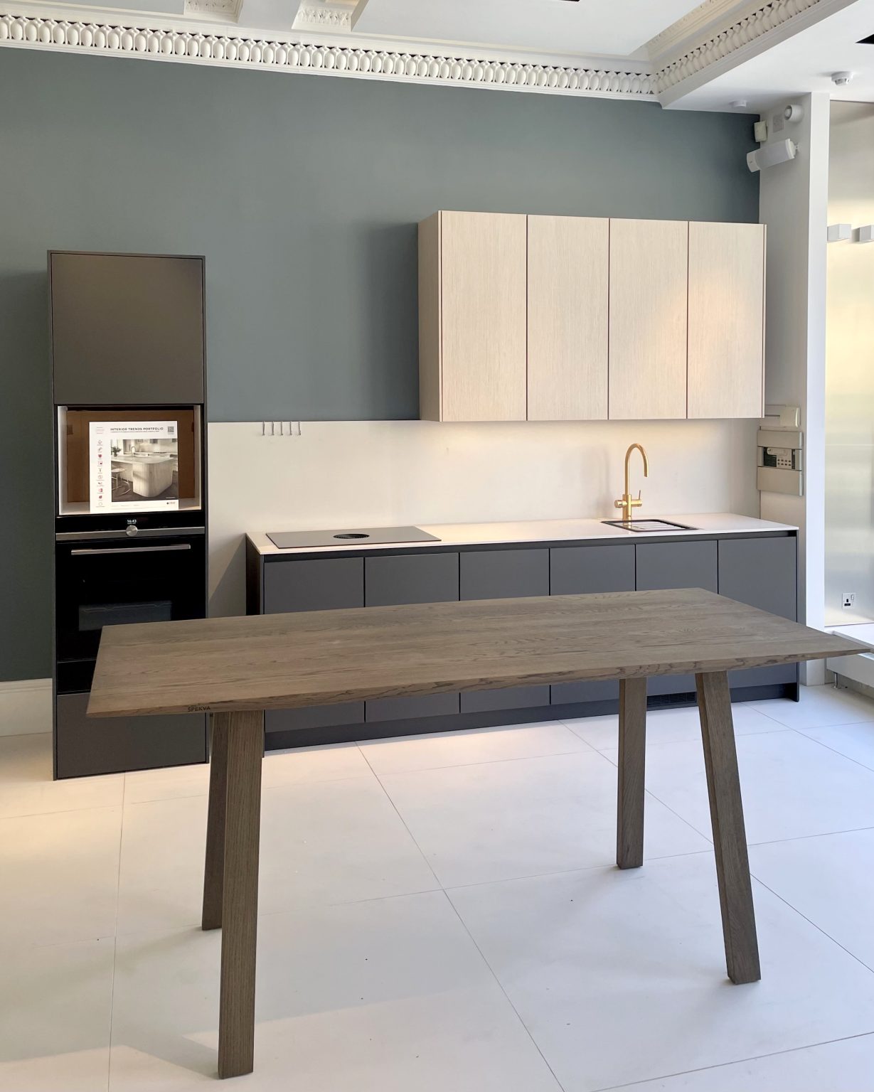 Ex Display Siematic S2 Kitchen – Quartz Worktops & Appliances