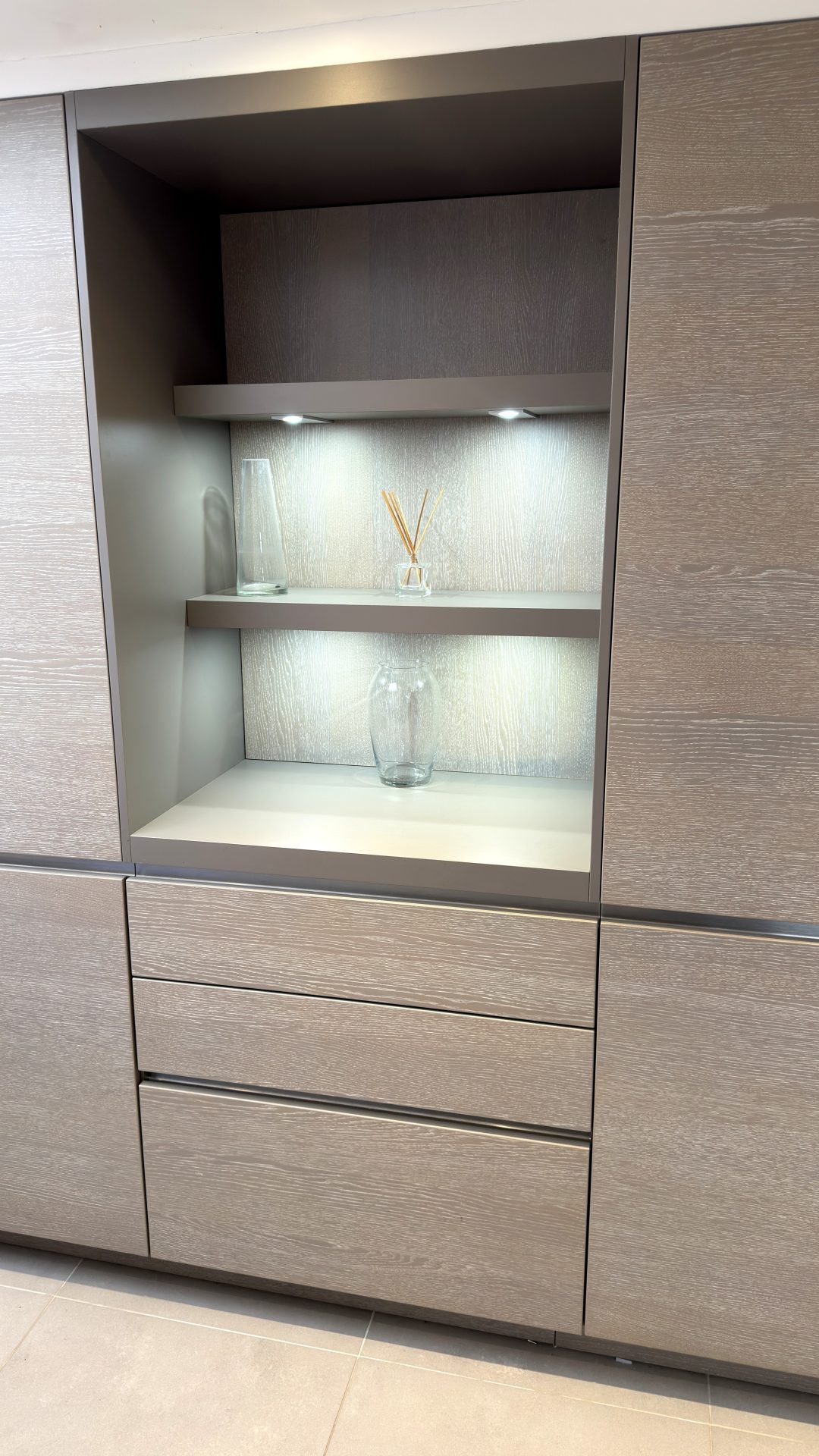 Ex Display Hacker Dresser/Office Furniture - The Used Kitchen Company