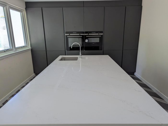 Ex Display Pronorm Kitchen With Island, Silestone Worktops And Siemens ...