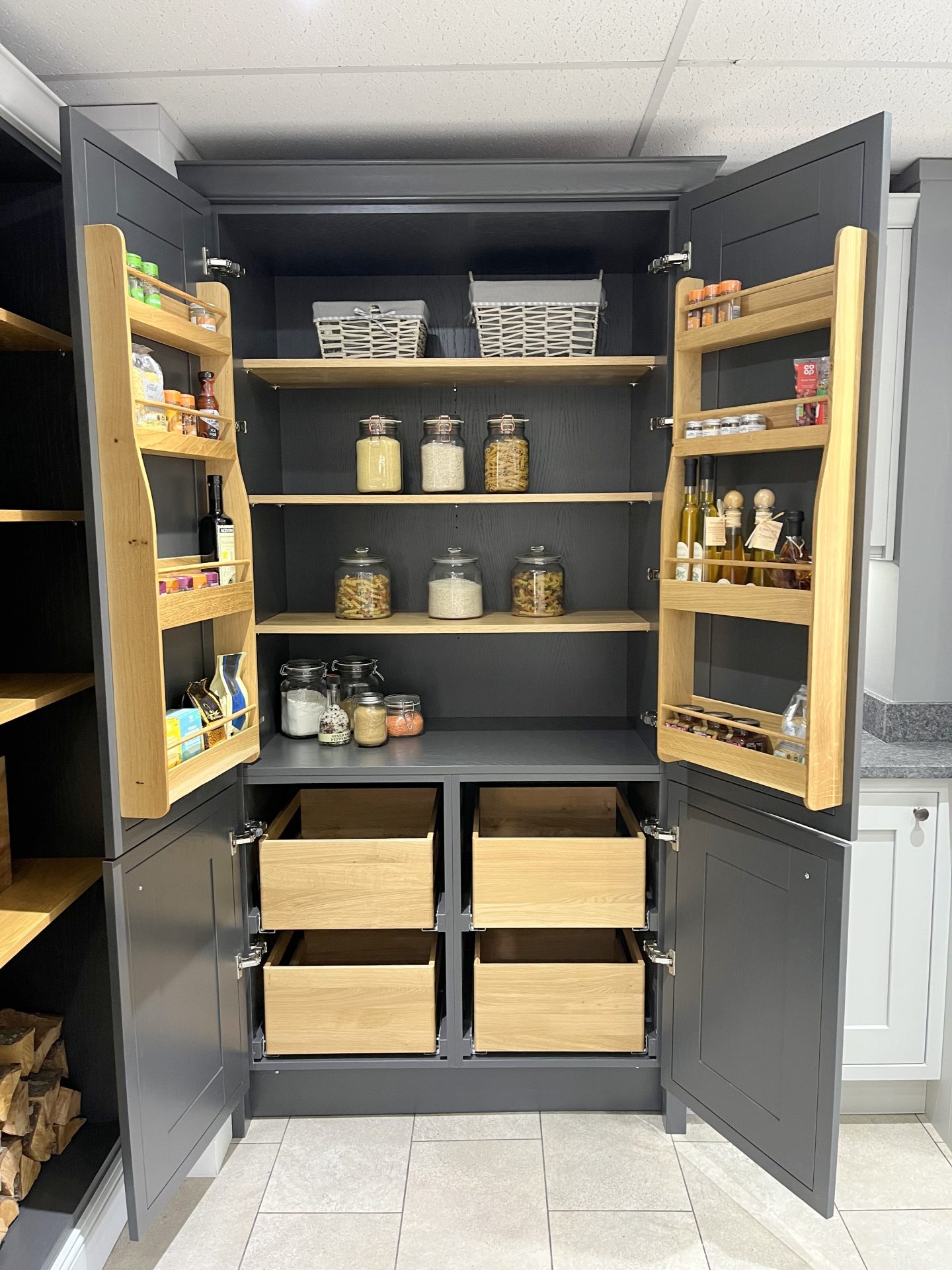 Ex Display Daval Kitchen With Island | The Used Kitchen Company