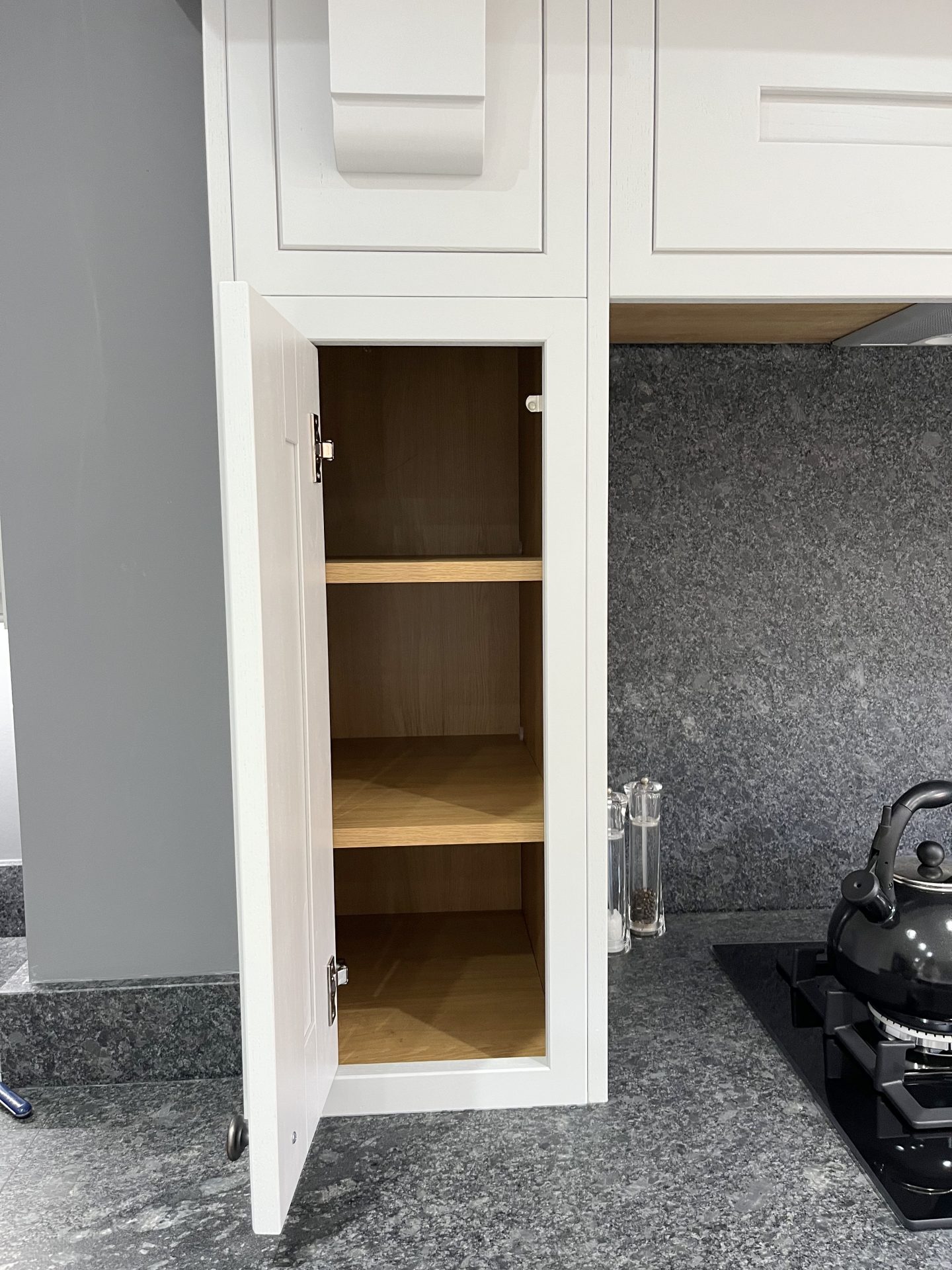 Ex Display Daval Kitchen With Island | The Used Kitchen Company