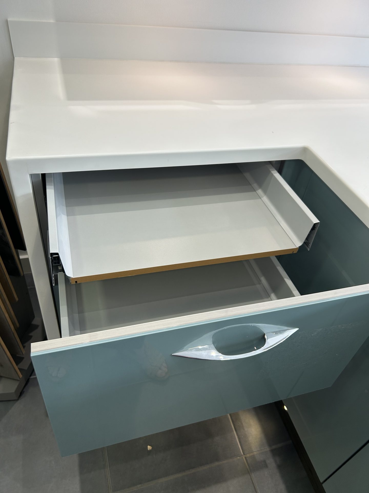 The Used Kitchen Company } Ex Display Magnet Blue Kitchen