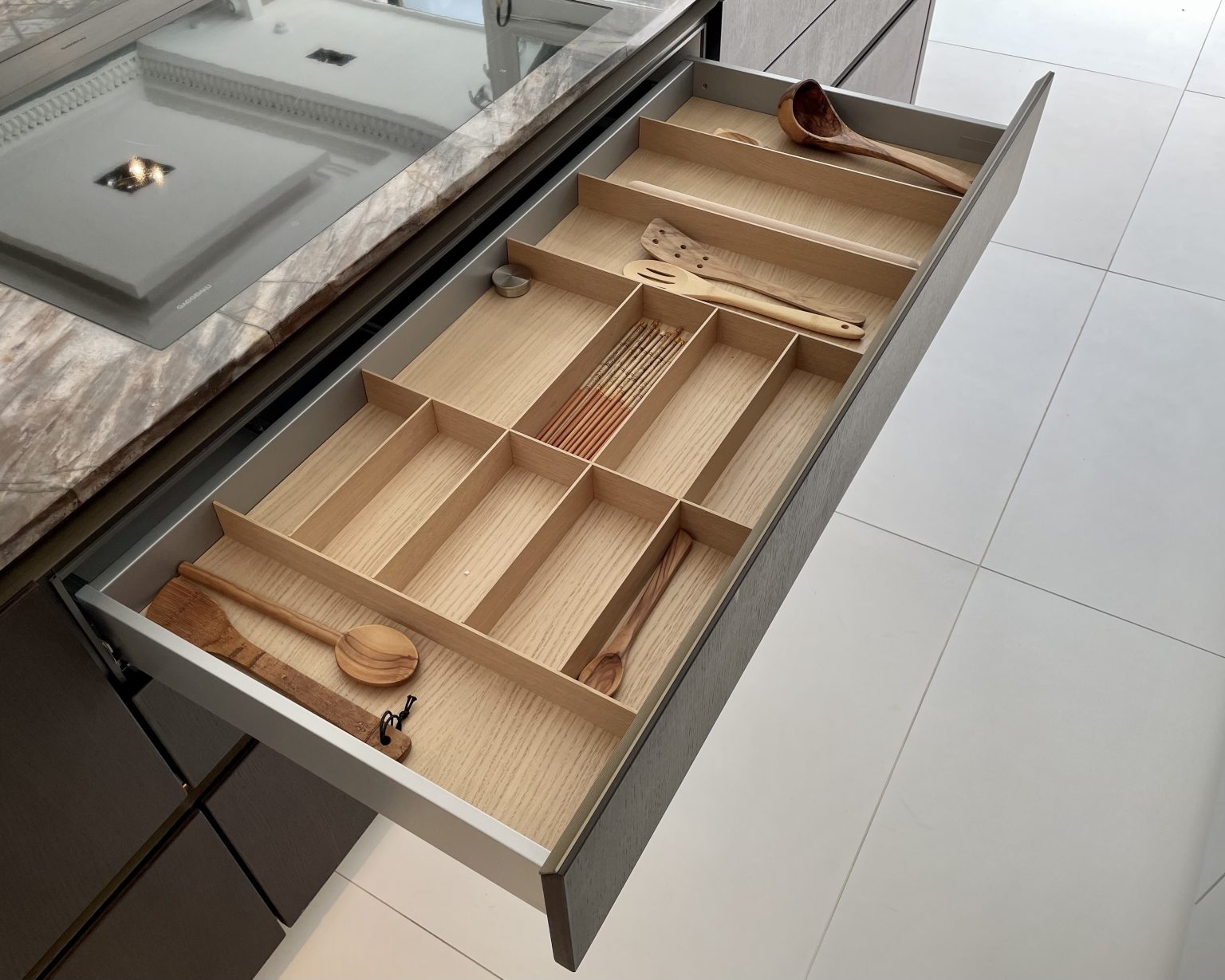 Ex Display Siematic SLX Kitchen – Island & Gaggenau appliances