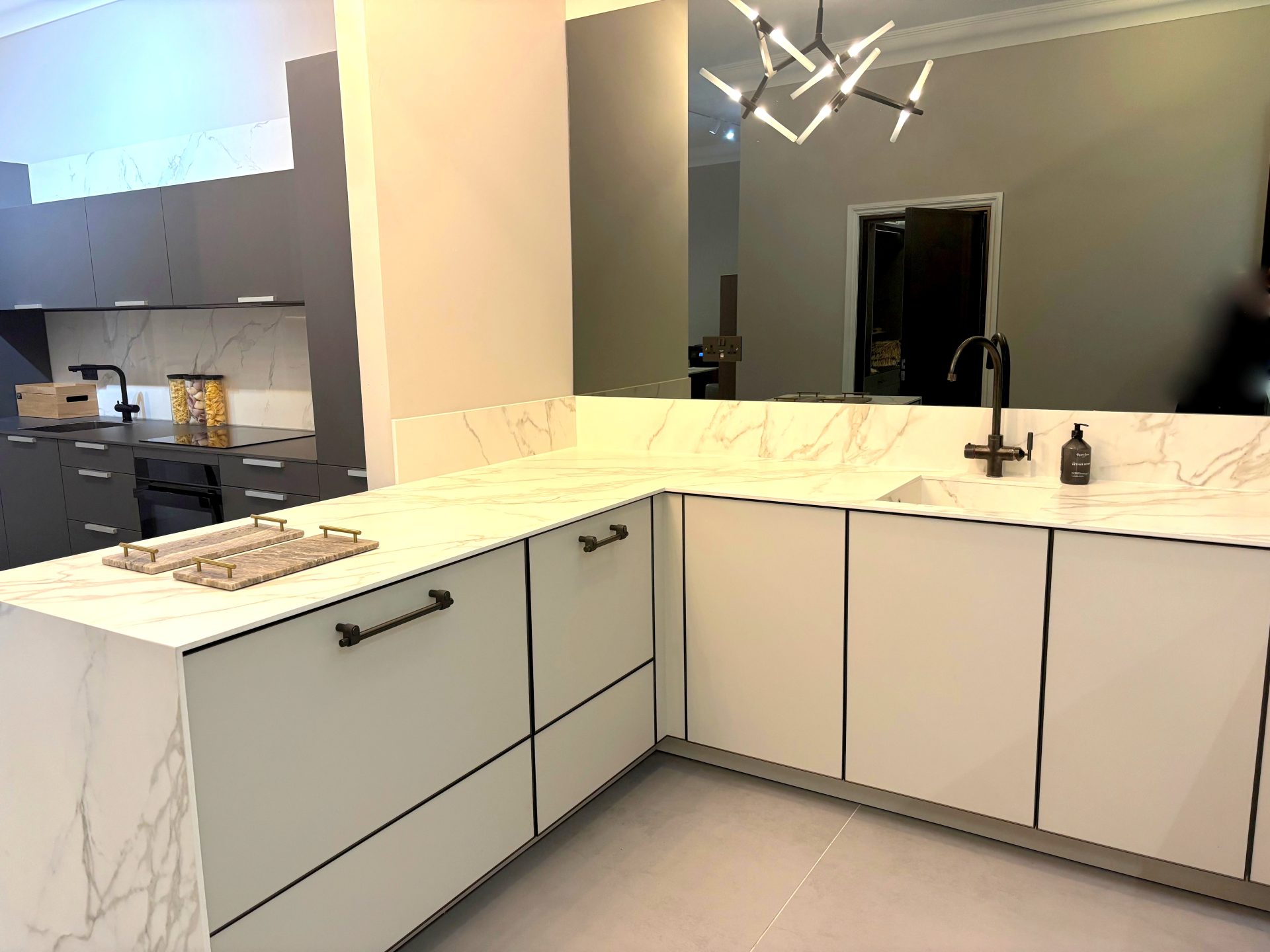Ex Display Luxury Poggenpohl Kitchen With Worktops - The Used Kitchen ...