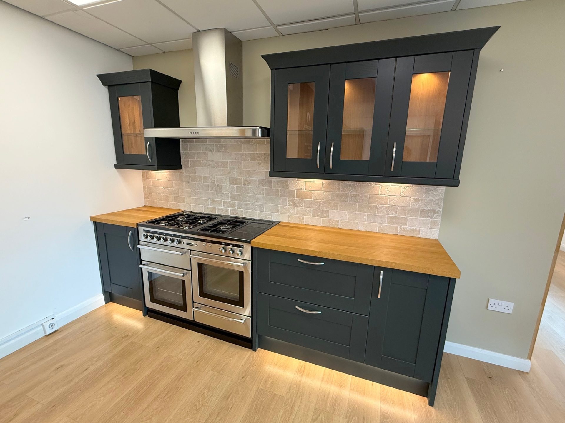 Used & Ex-display Kitchens For Sale | The Used Kitchen Company