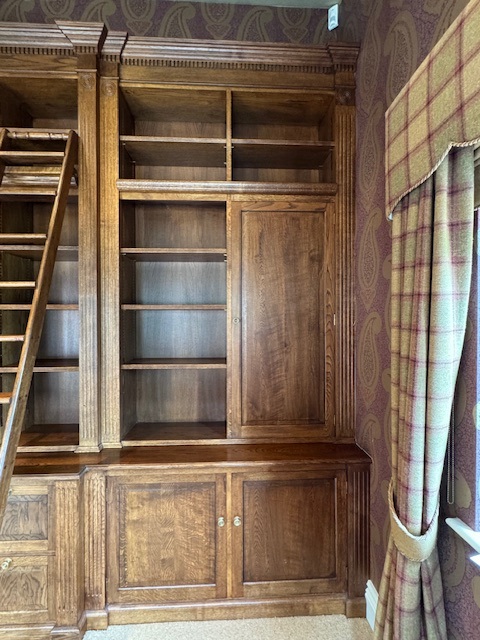 Bespoke Oak Bookcase/Library - Used - The Used Kitchen Company