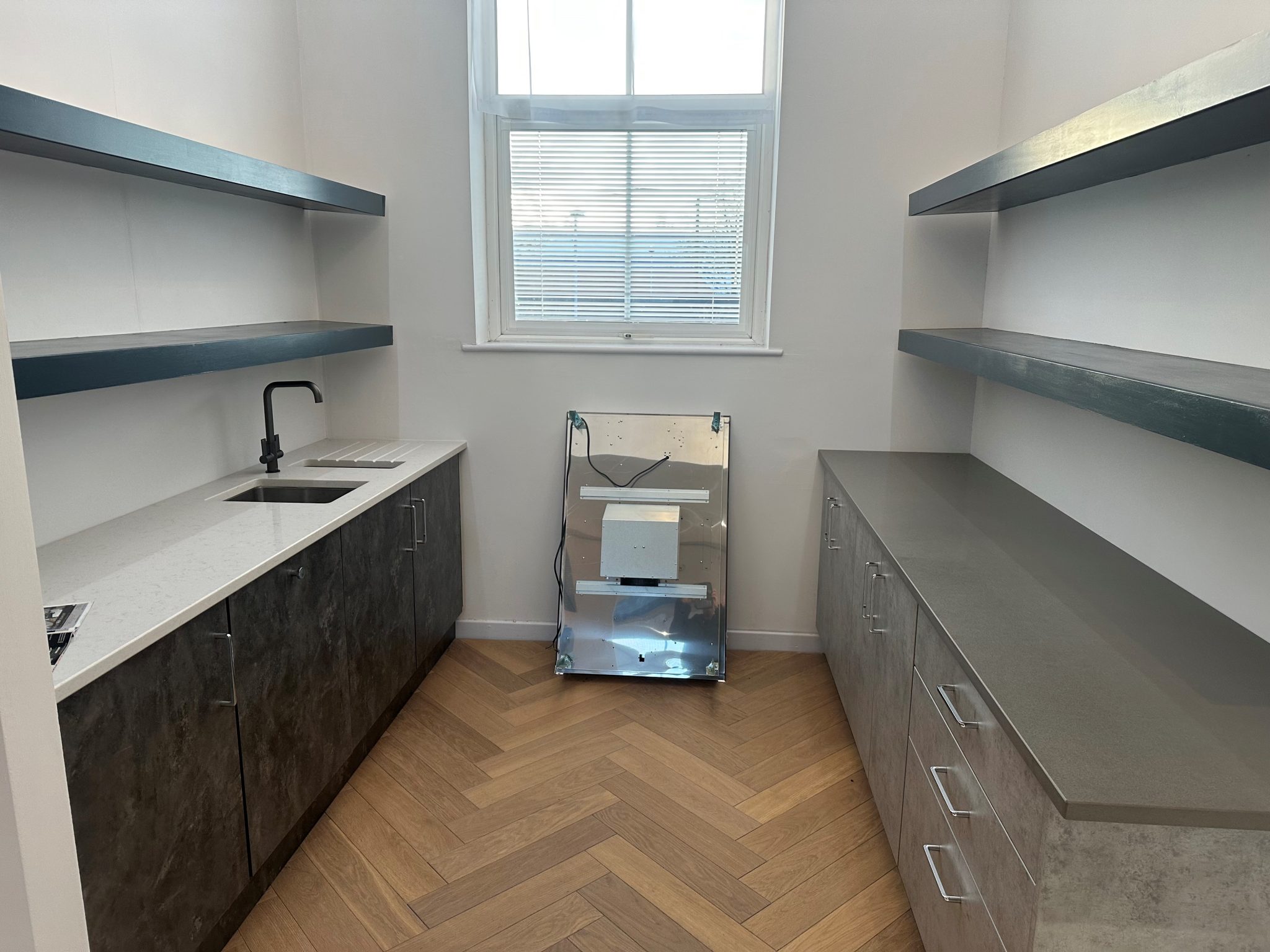 Ex Display Kitchens With Worktops | The Used Kitchen Company