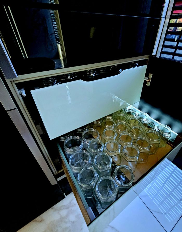Ex Display Hacker Emotion Pod - The Used Kitchen Company