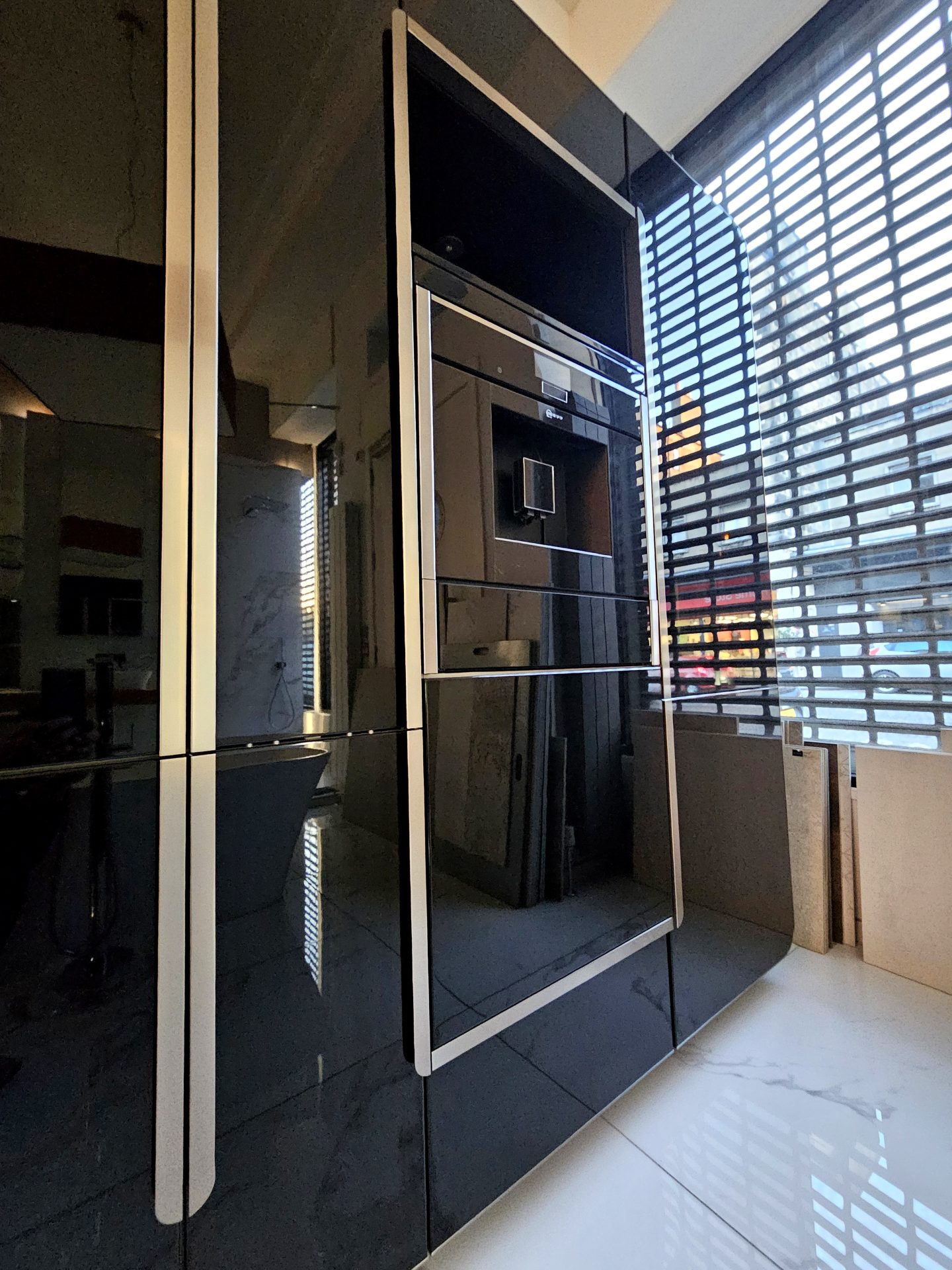 Ex Display Hacker Emotion Pod - The Used Kitchen Company