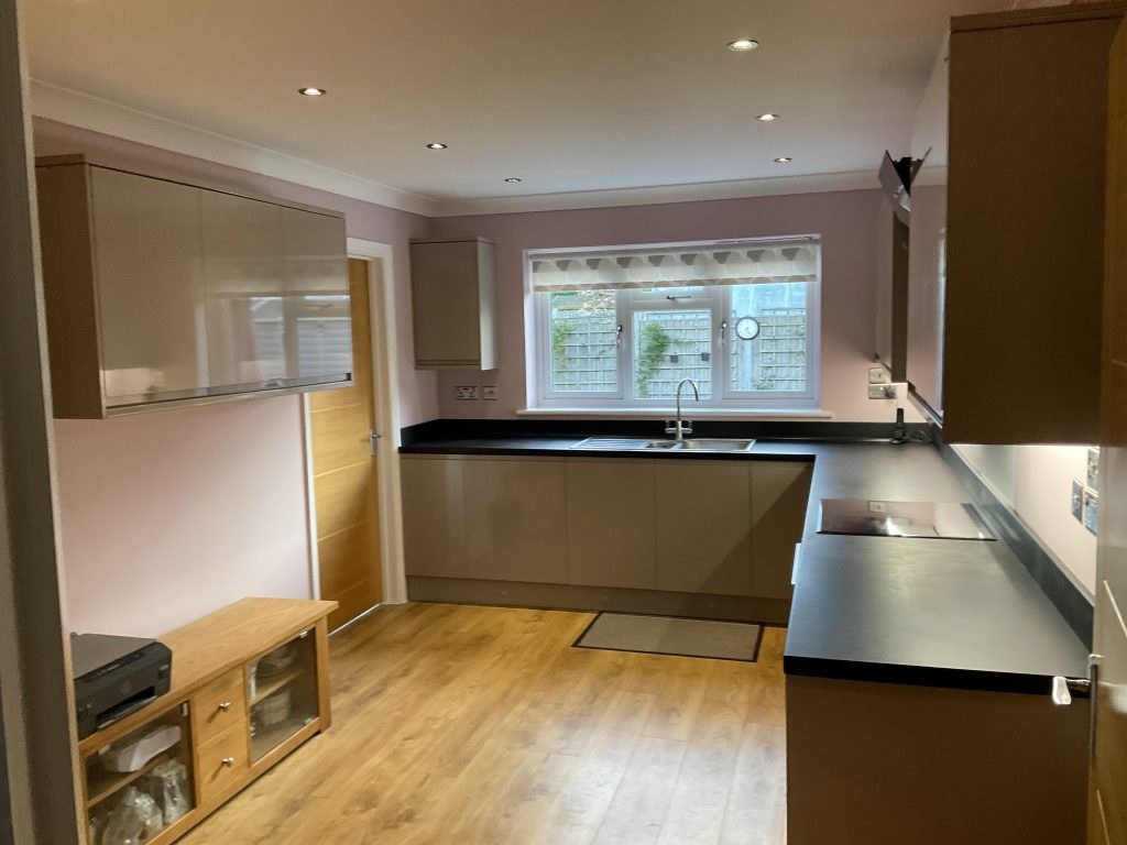 Buy & Sell Used Howdens Kitchens | The Used Kitchen Company