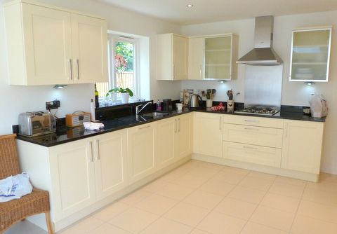 Approx 3 Month Old Commodore Kitchen, Granite Worktops and Appliances