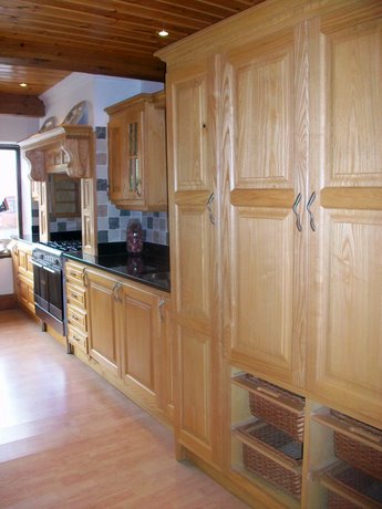 Ex Display Hand Crafted Solid Ash Kitchen With Granite Worktops