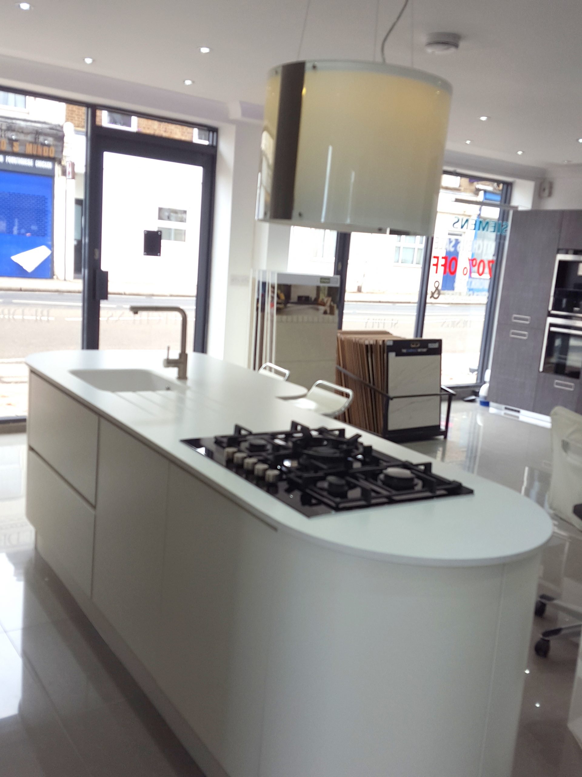 Ex Display Composit Maxima Kitchen with Silestone Worktops & Appliances ...