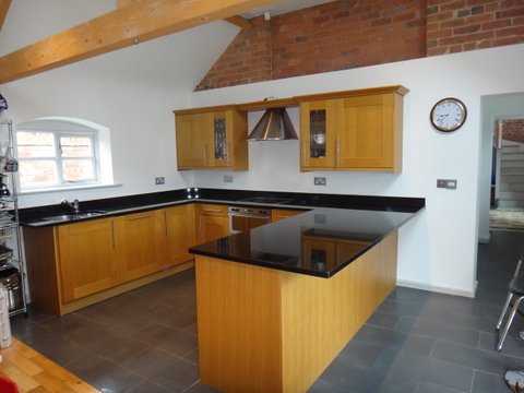 Approx 4yr Old Shaker Style Beech Kitchen, Appliances and Black Granite ...