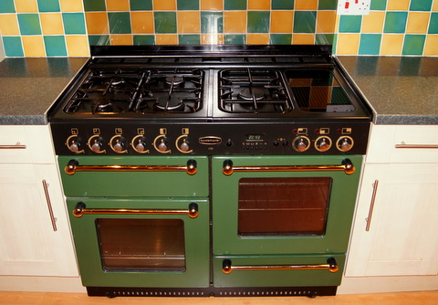 Approx 6yr old Howdens Kitchen, Worktops and Some Appliances