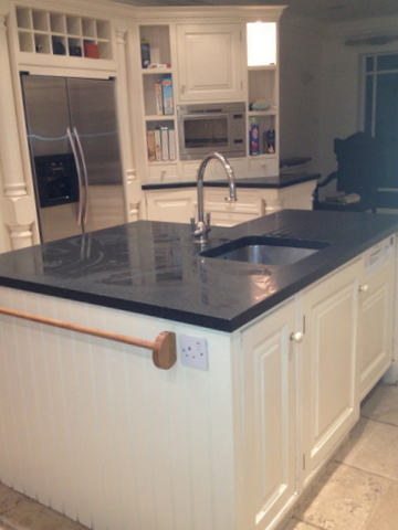 Approx 10yr old Smallbone Style Kitchen, Island, Granite Worktops and ...