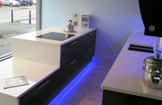 Ex Display PWS Avant Ebony Gloss Kitchen with Quartz Worktops