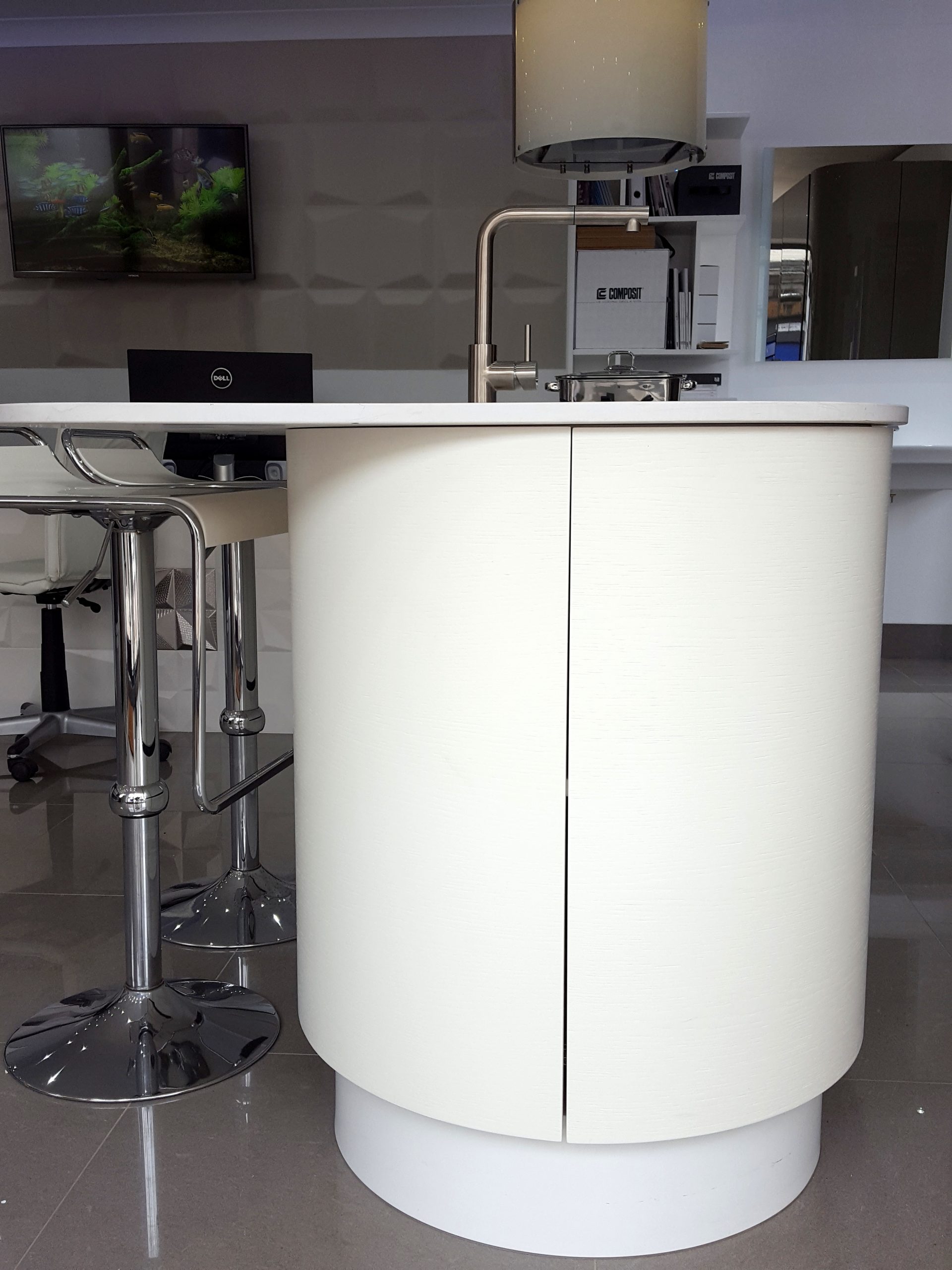 Ex Display Composit Maxima Kitchen with Silestone Worktops & Appliances. The Used Kitchen Company