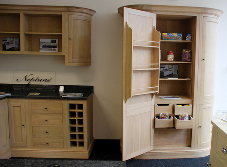 Ex Display Neptune Oak Kitchen with Worktops