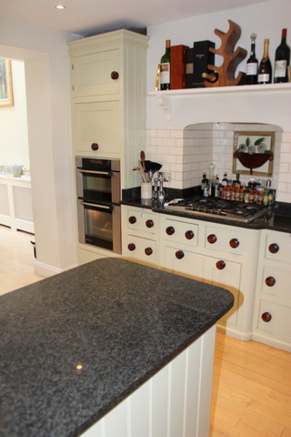 Approx 18yr Old Mark Wilkinson Cooks Kitchen, Worktops and Appliances