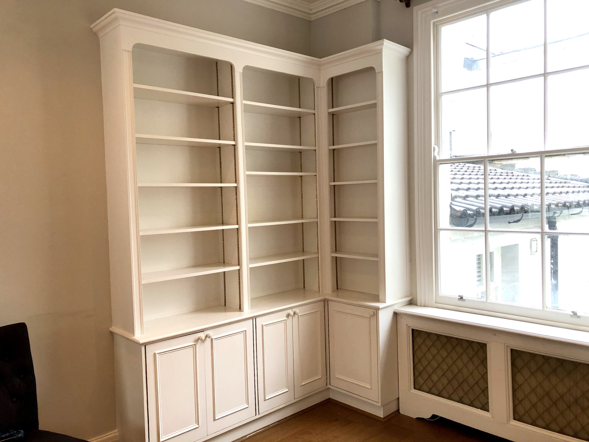 Used Bespoke Painted Display Units | The Used Kitchen Company