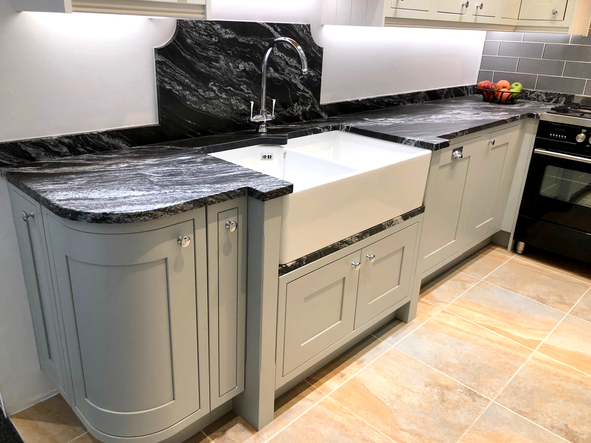 Ex Display Daval Braham Kitchen with Worktops - The Used Kitchen Company