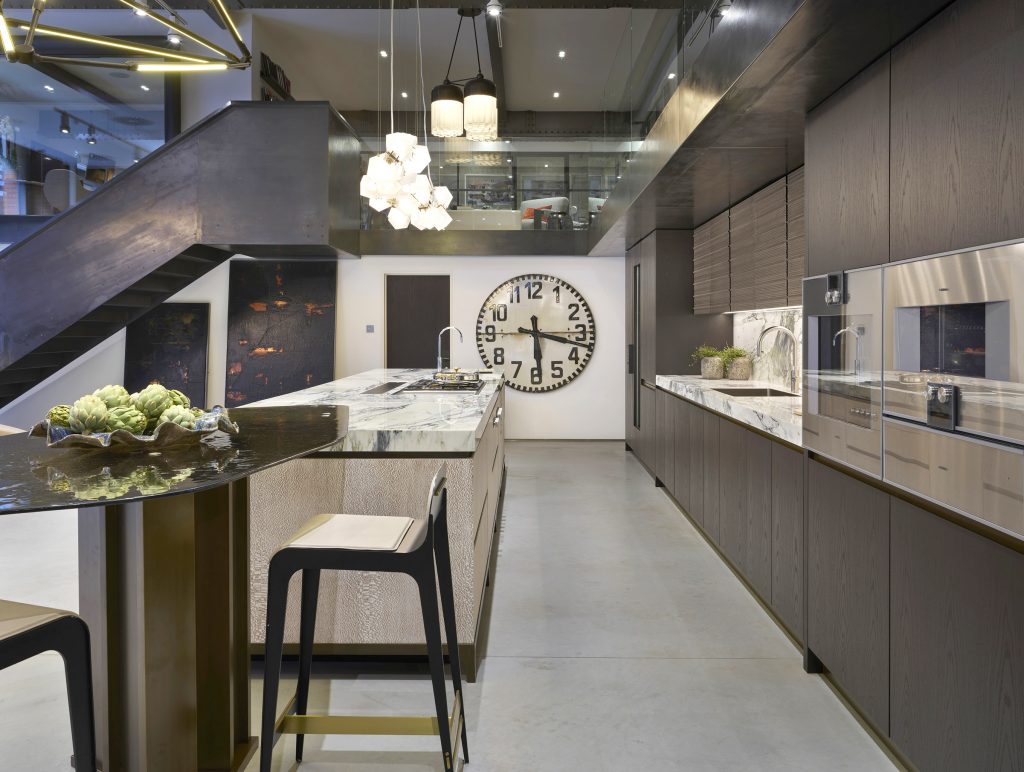 Large Ex Display Kitchen With Worktops | The Used Kitchen Company