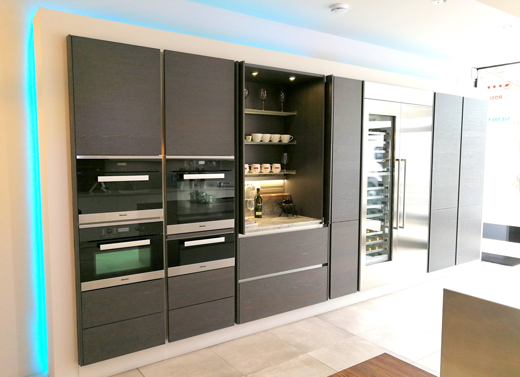 Hacker Systemat Tall Unit and Appliances | The Used Kitchen Company