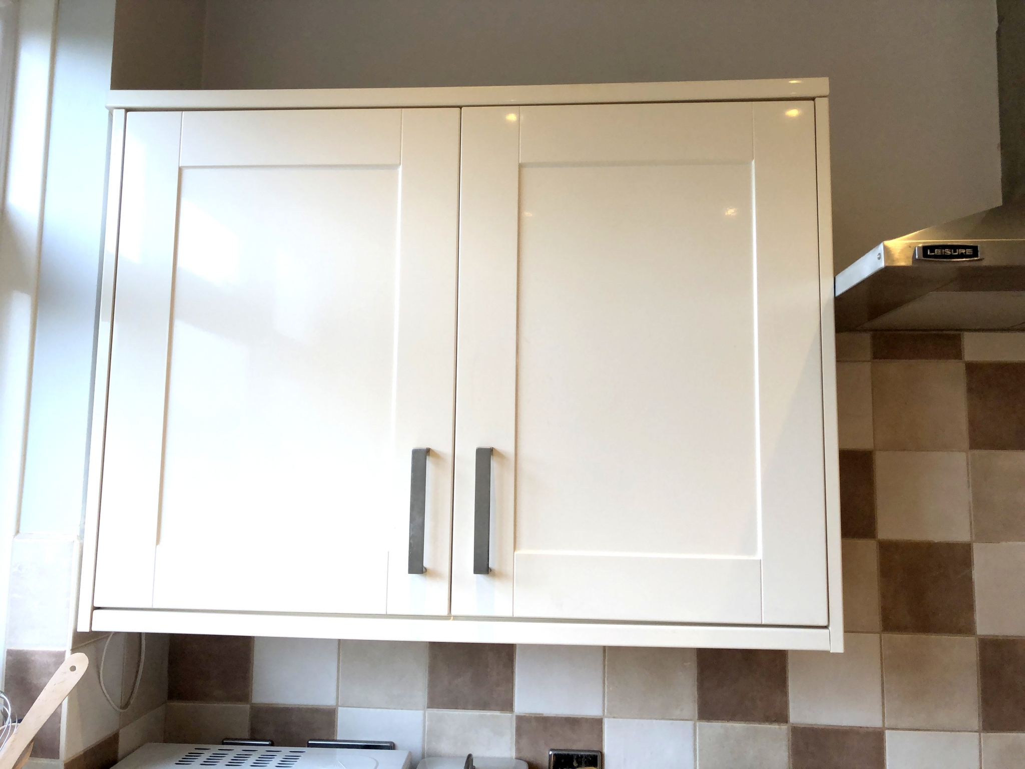 Howdens Kitchen with Worktops ] The Used Kitchen Company