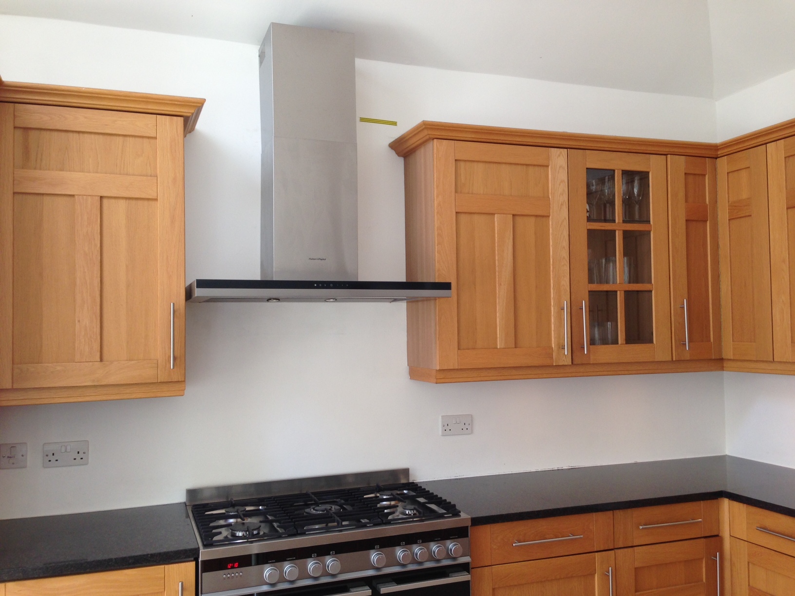 Approx 12yr old Crown Imperial Oak Kitchen, with Black Granite Worktops ...