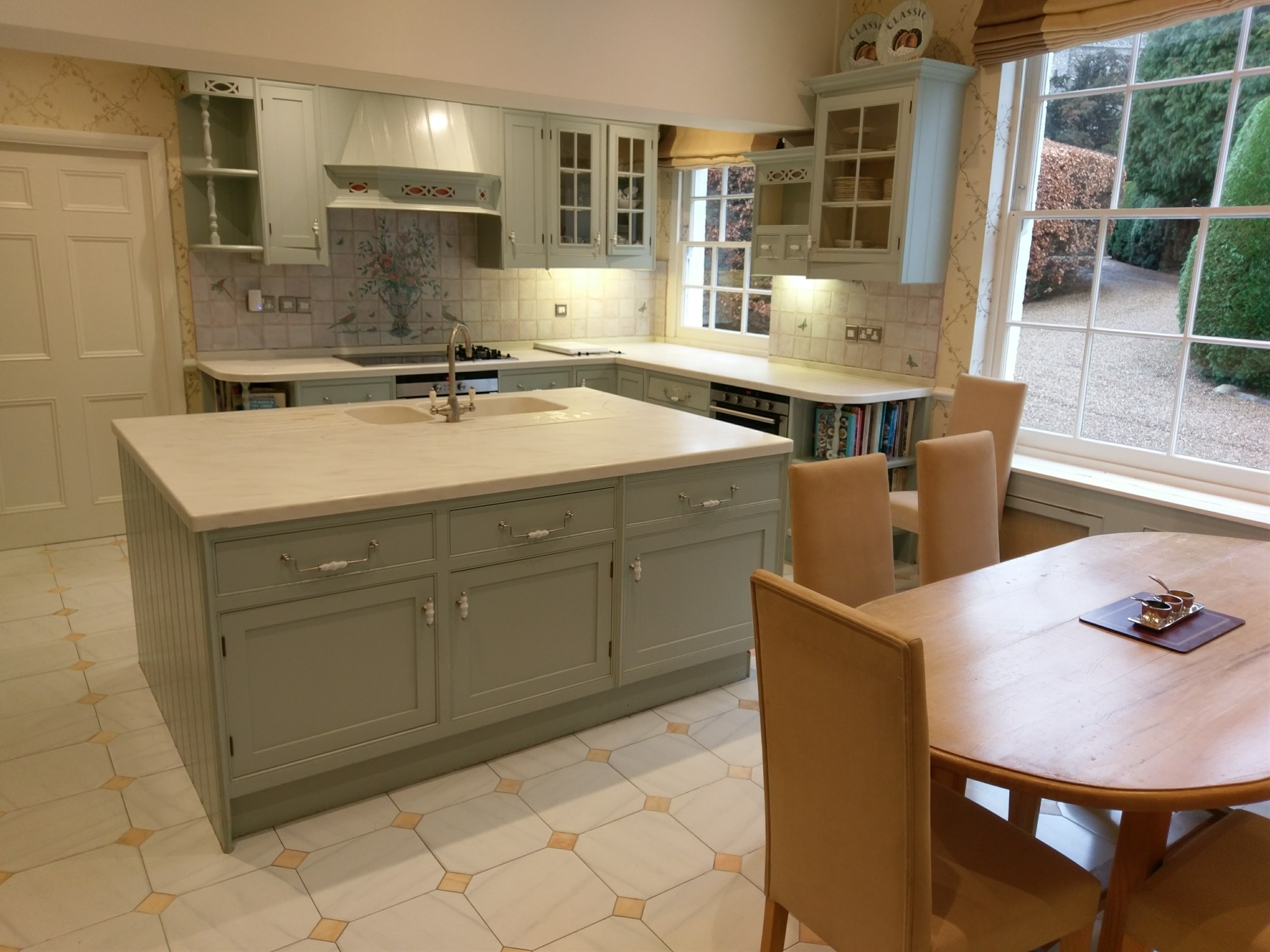 Used Smallbone Kitchen with Island | The Used Kitchen Company